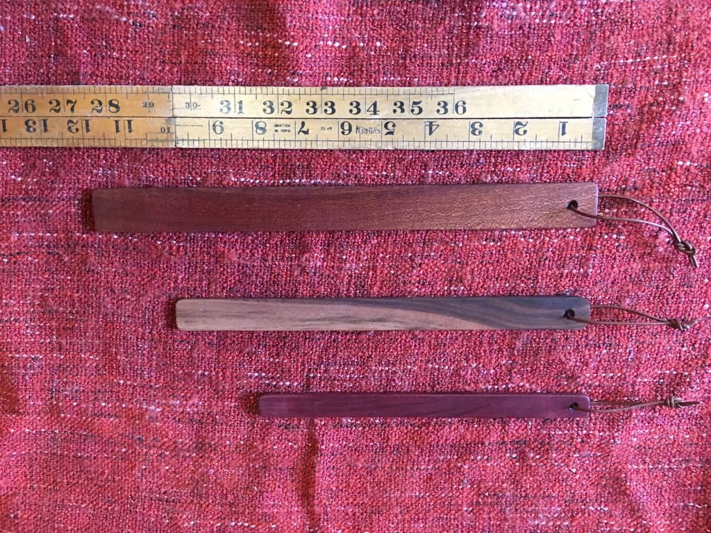 Hardwood slap stick set - Carved Kink
